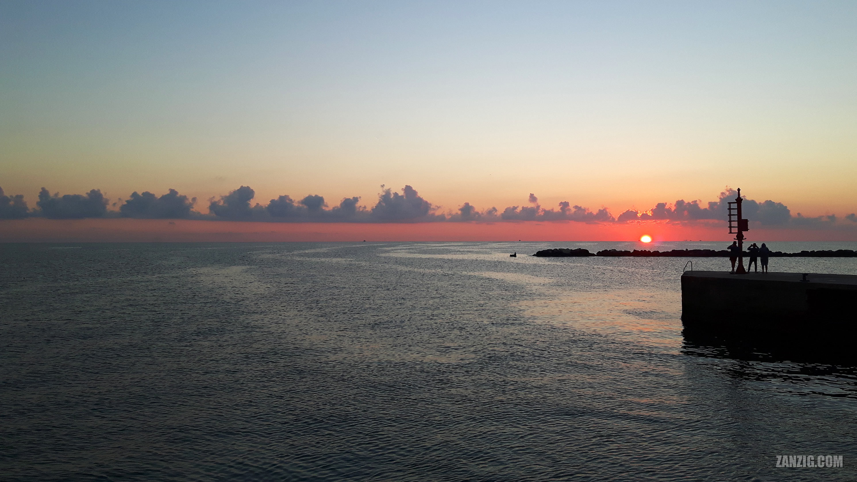 Sunrise, Bellaria, Rimini, Italy (VIII) – Zanzig.com Photo Hub