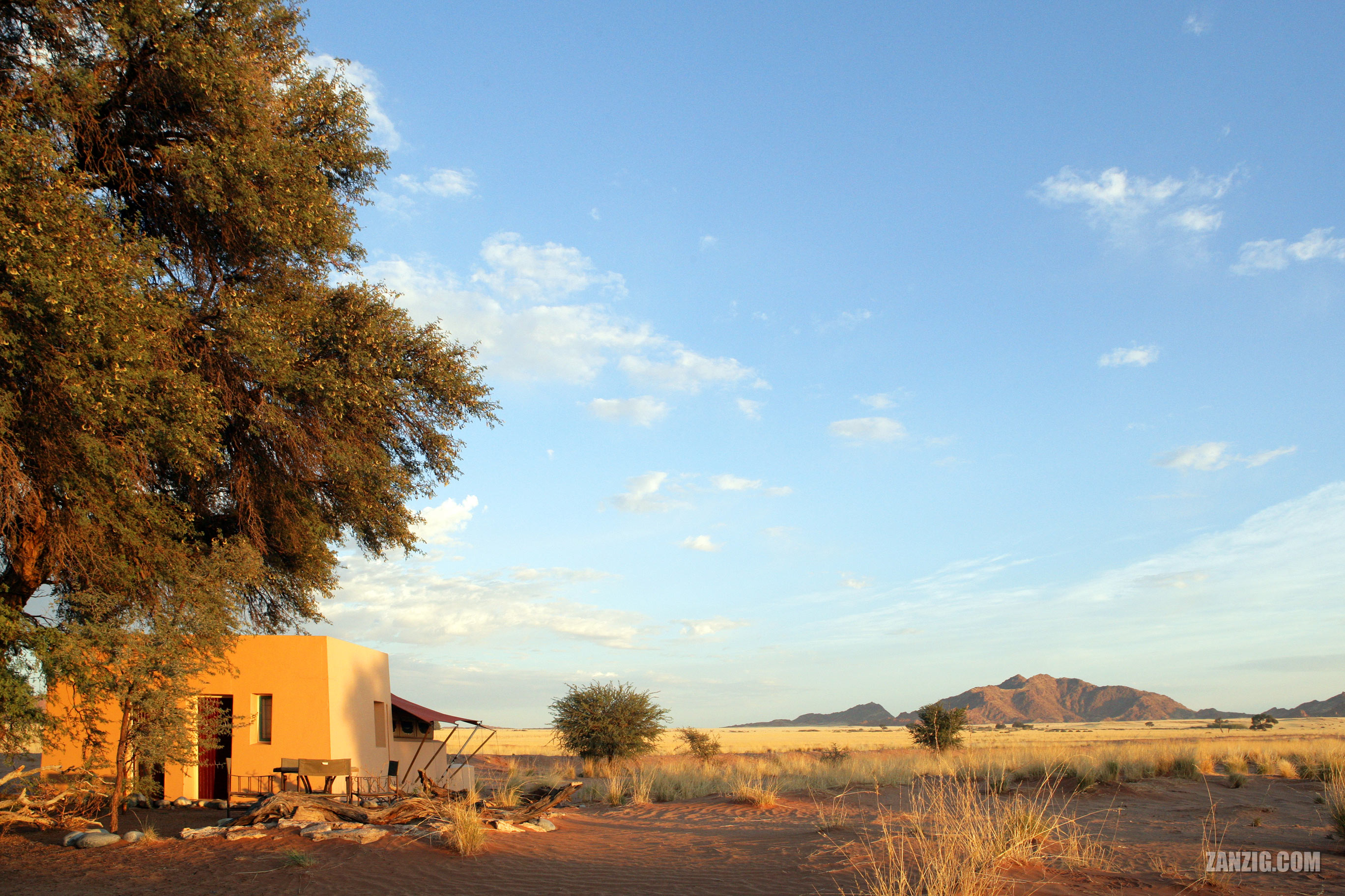 Sossusvlei Lodge, Sesriem, Namibia (II) – Zanzig.com Photo Hub