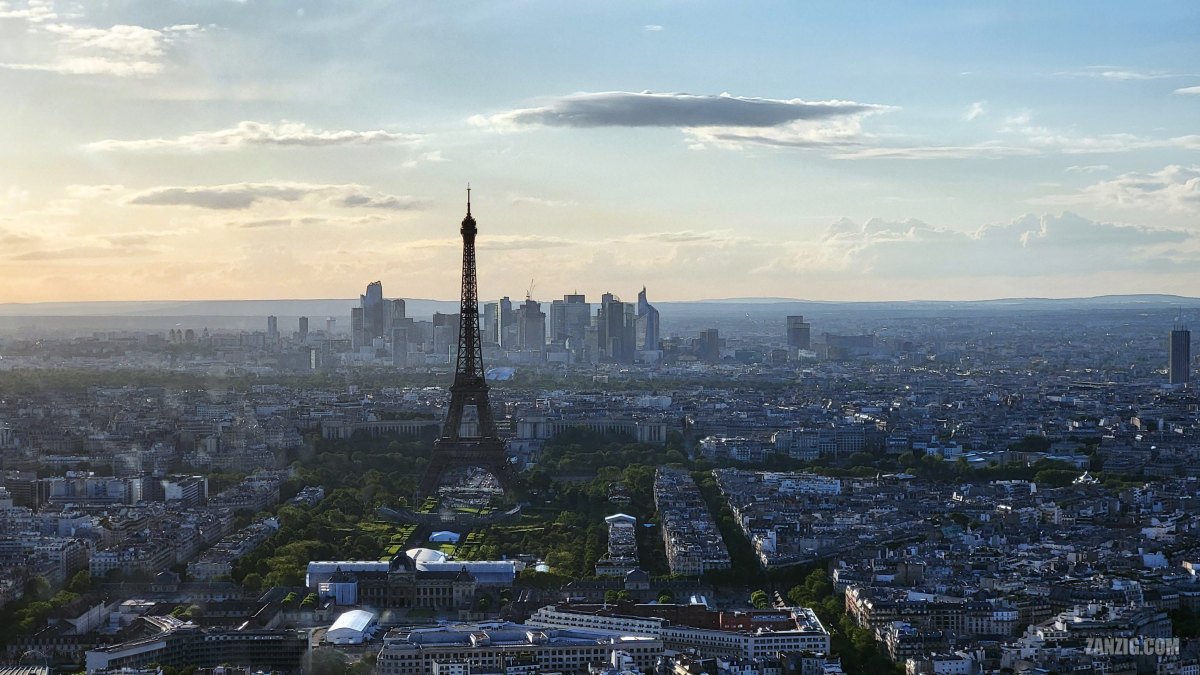 View across Paris, France (I) – Zanzig.com Photo Hub
